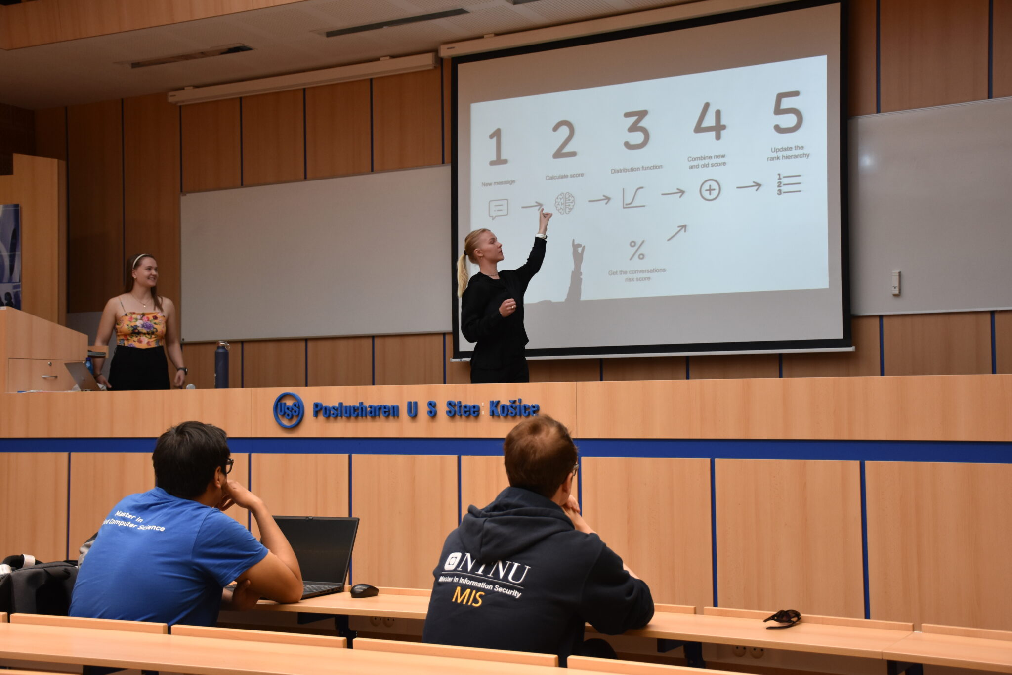 Prednáška z NTNU na témy Cybergrooming – KEMT